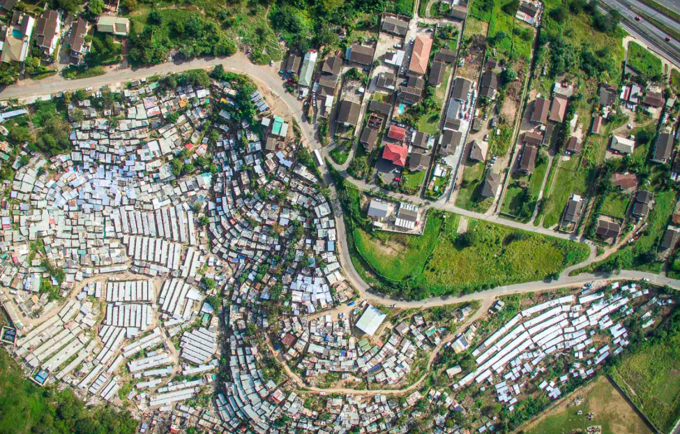 EXPLORATION : L’urbanisation est-elle partout identique ? – La Classe d ...